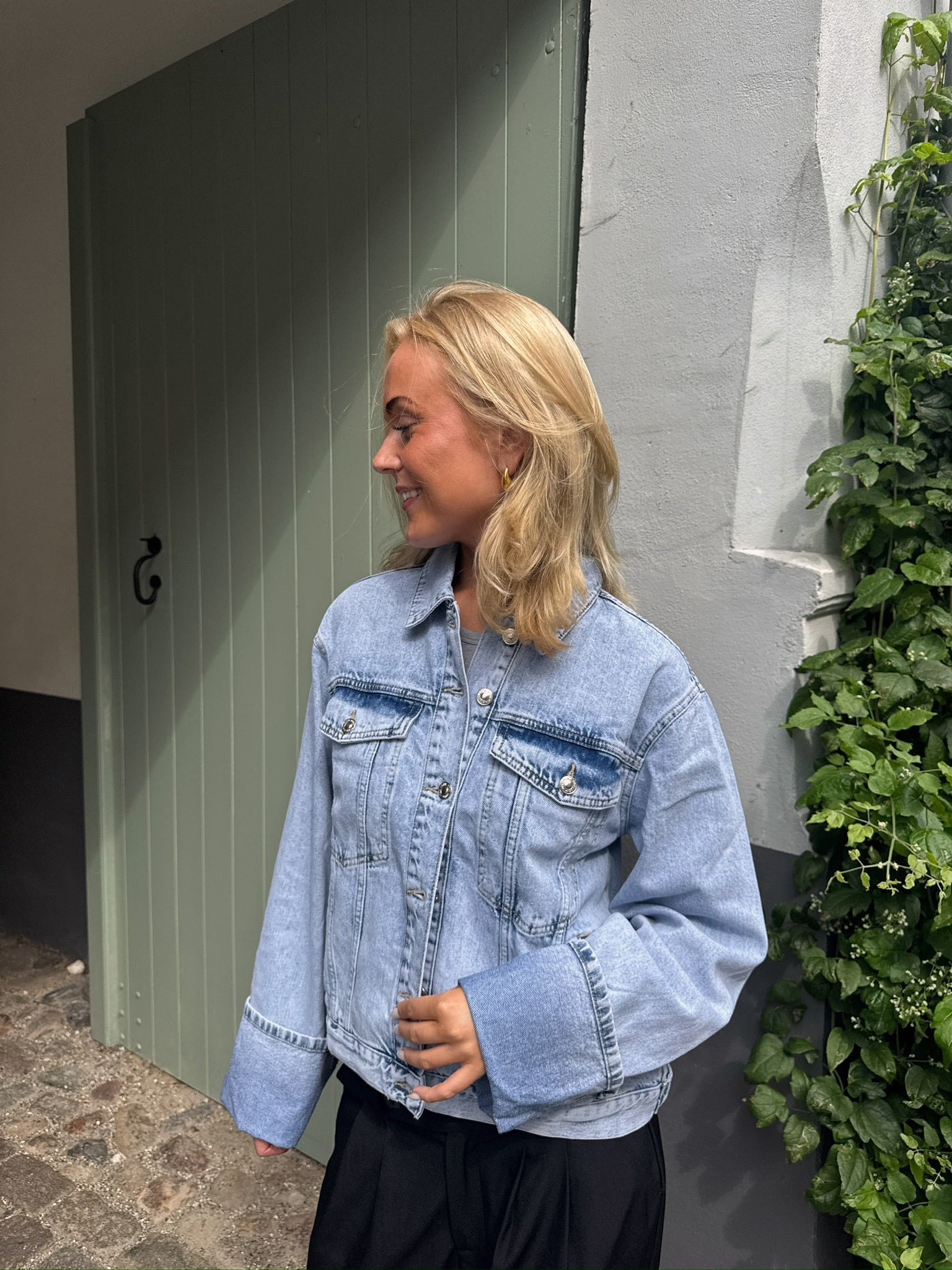 Luna Denim Fold Up Jacket - Light Blue